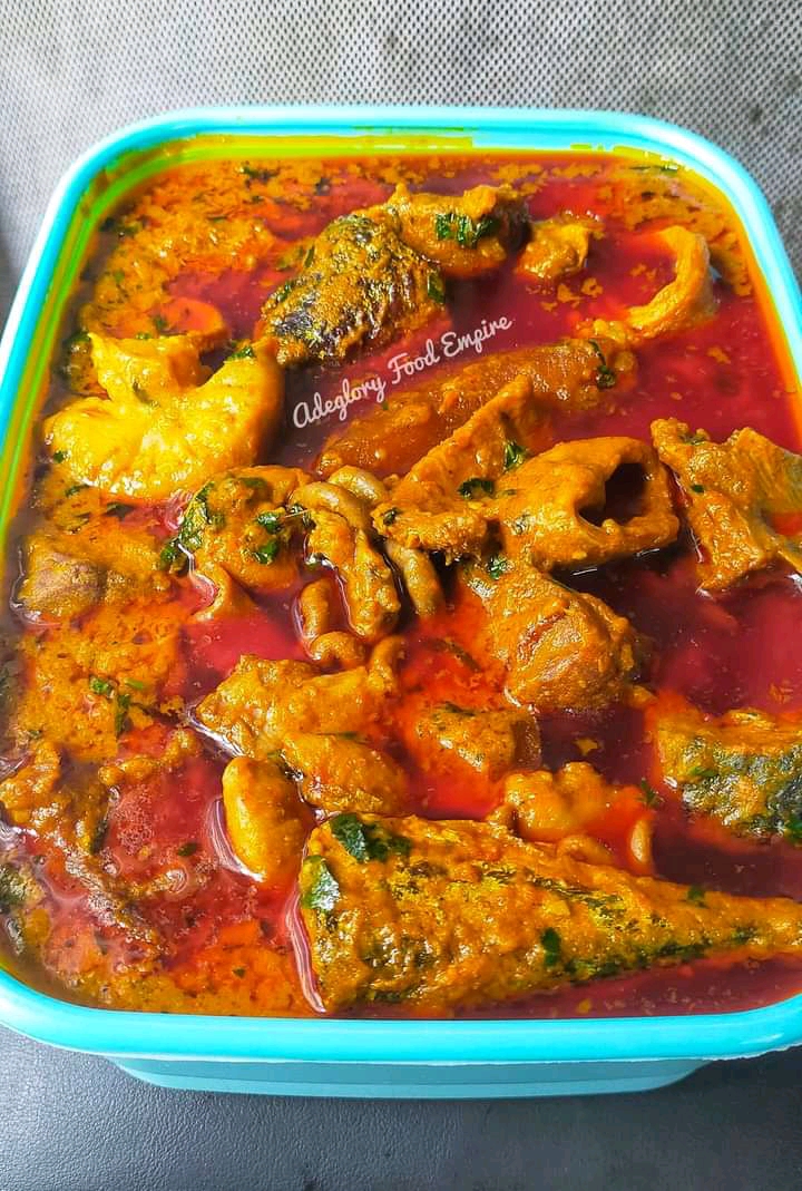 Abenkwan (Palm Nut Soup) - KenteTV